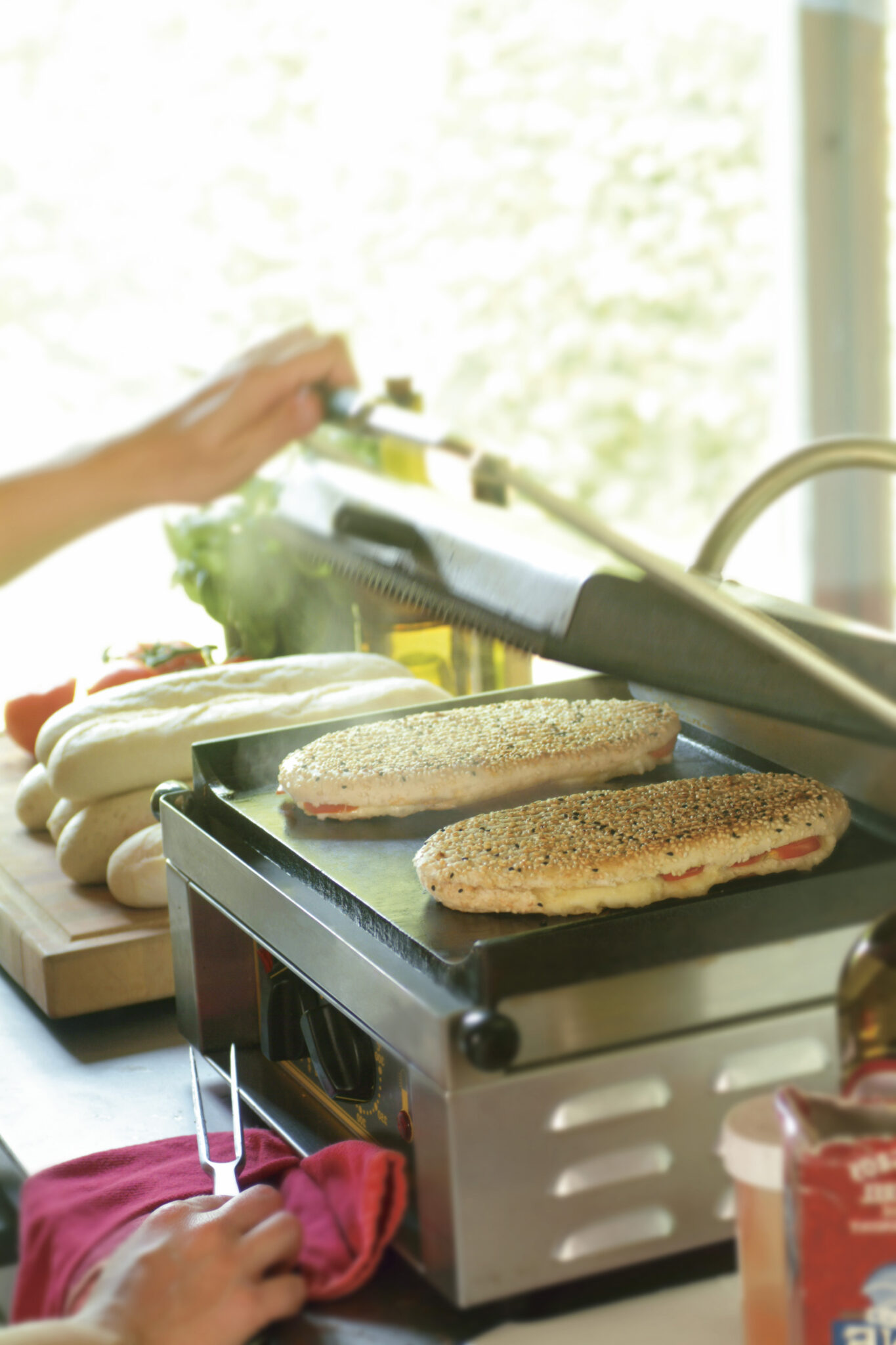 Sesame Nigella Oval Panini (5000898) - LBP Bakeries